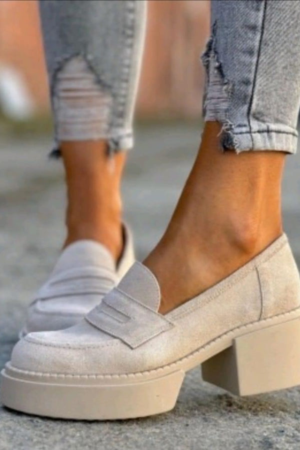 Loferi bēši zamšādas – Lucia